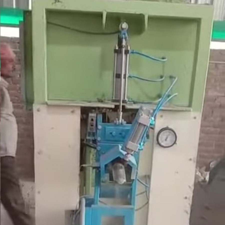 Valve Type Cement Bag Filling Machine, Vineraj Weighing Automation