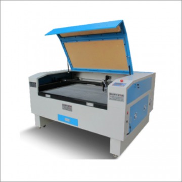 MX LC Series Laser Cutting Machine, INR 550000 Per Unit, ARIHANT ...